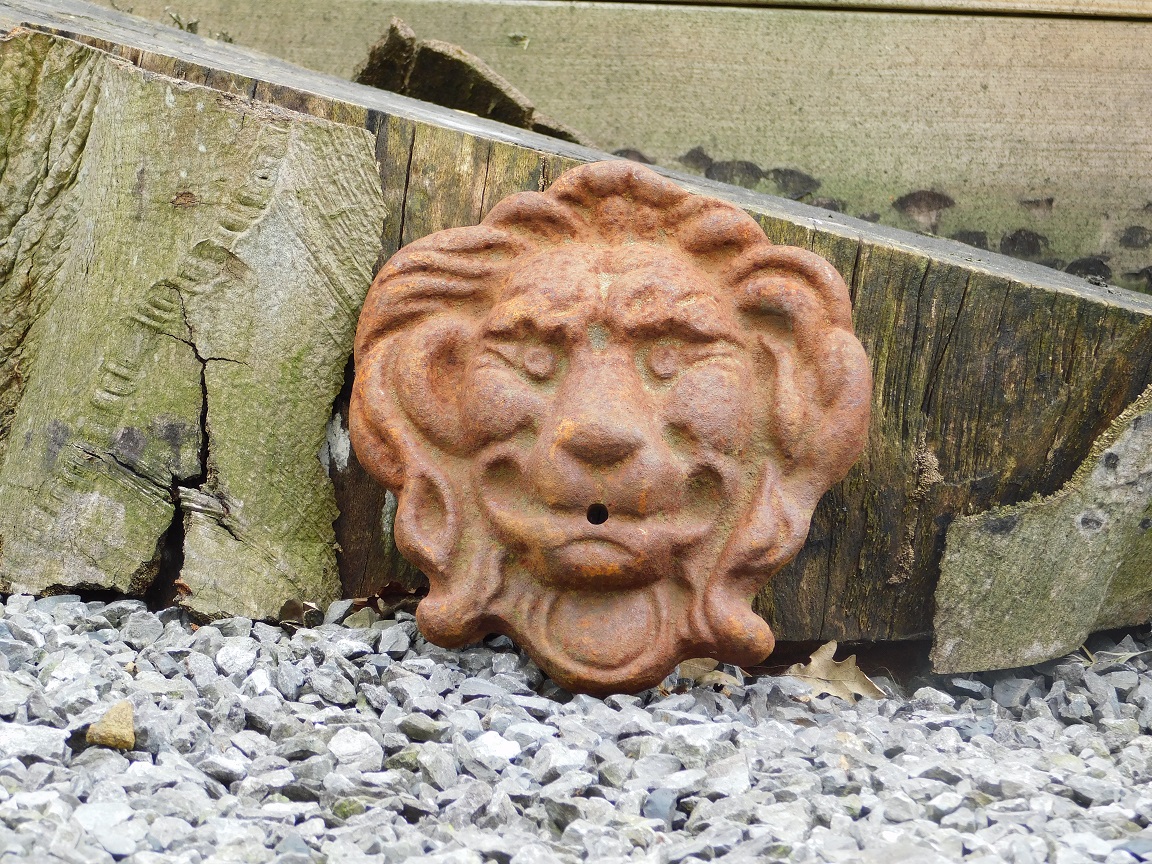 Waterspuwer, gietijzer - "leeuw S" - houseandgarden.shop - dé webshop ...
