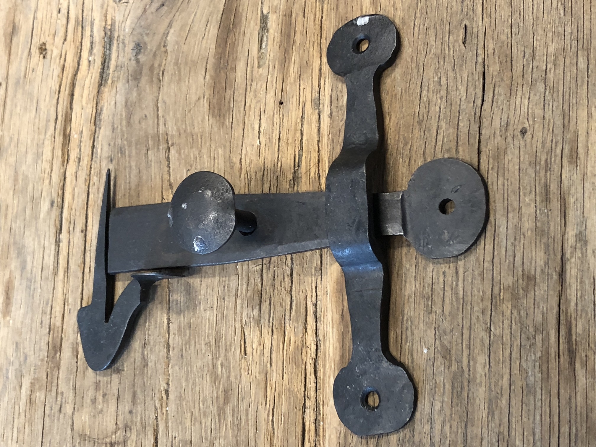 Uniek en rustiek ontworpen valslot, echt fraai op uw houten deur