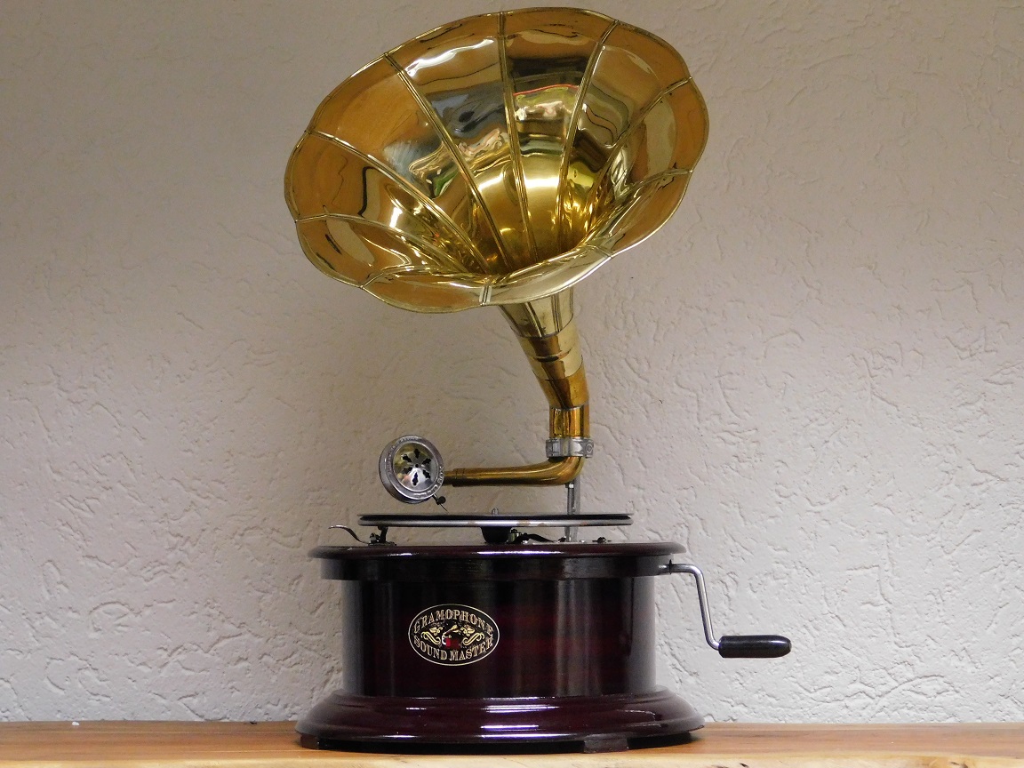 Grammofoon - Nostalgisch - Gramophone Sound Master - houseandgarden ...