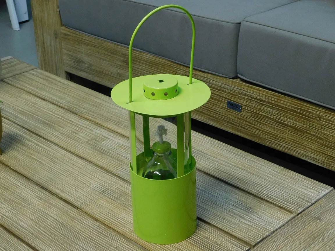 Olielamp - fel groen - metaal - stormlantaarn - houseandgarden.shop ...